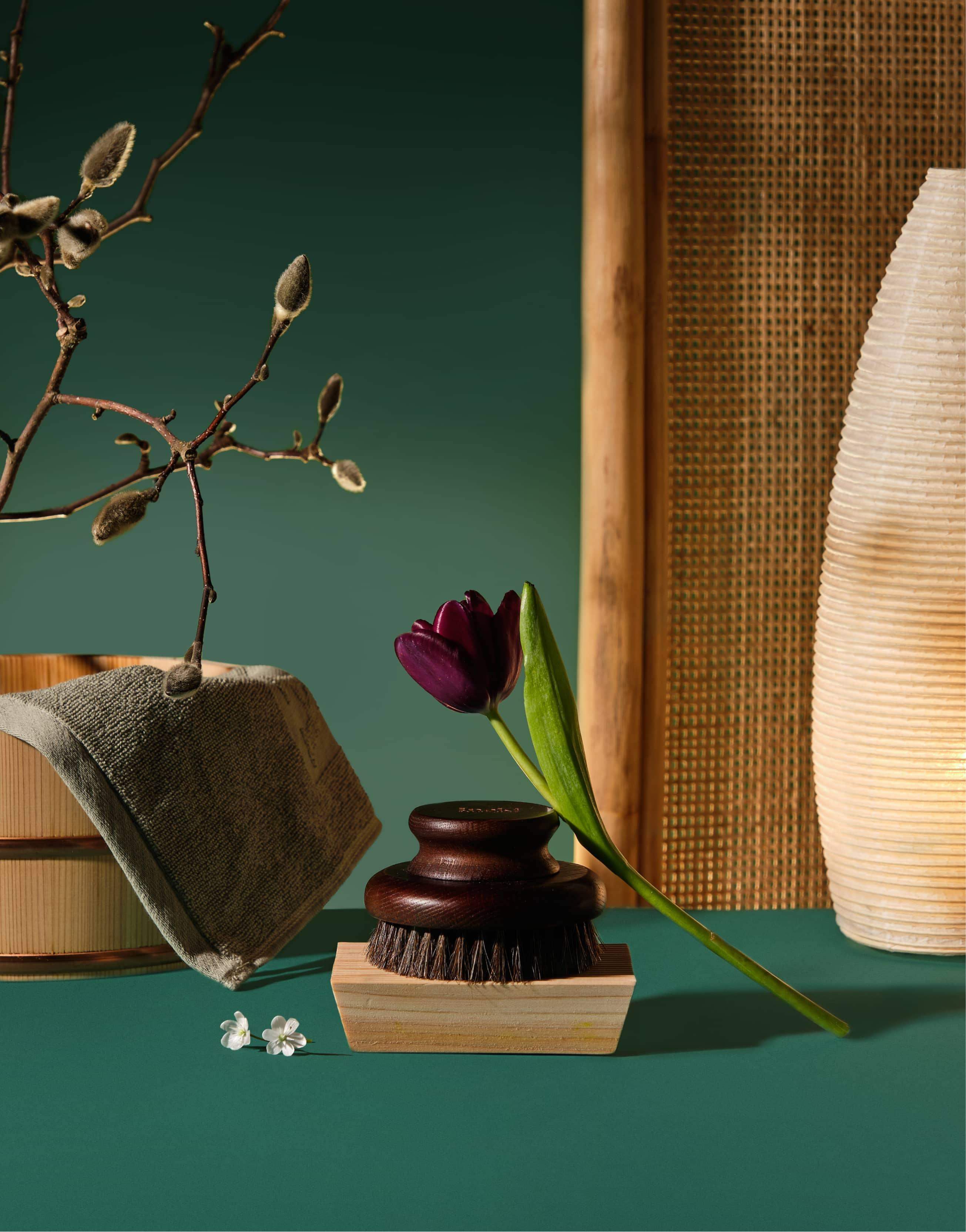 Soft Massage Body Brush (Oak) – Inoki Bathhouse